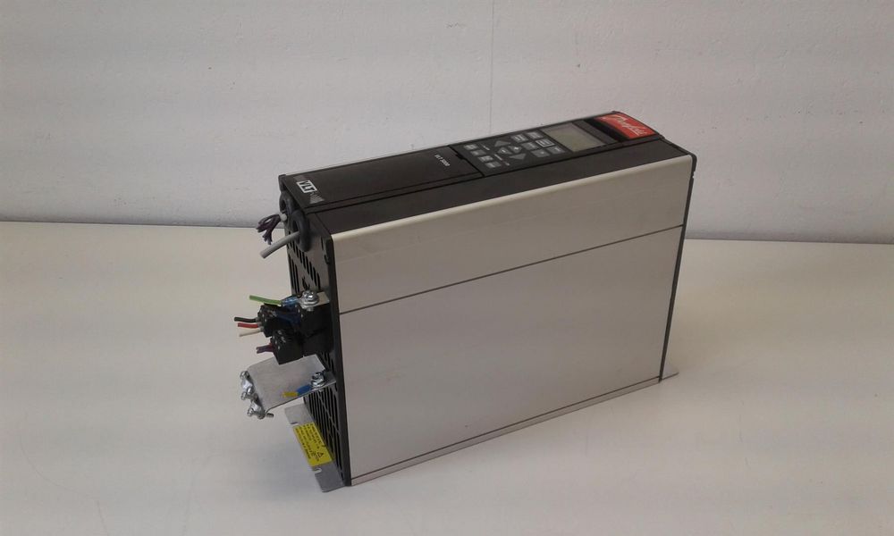 Danfoss VLT 5000 (Gebraucht) in Niederdorf für CHF 249 – mit Lieferung ...