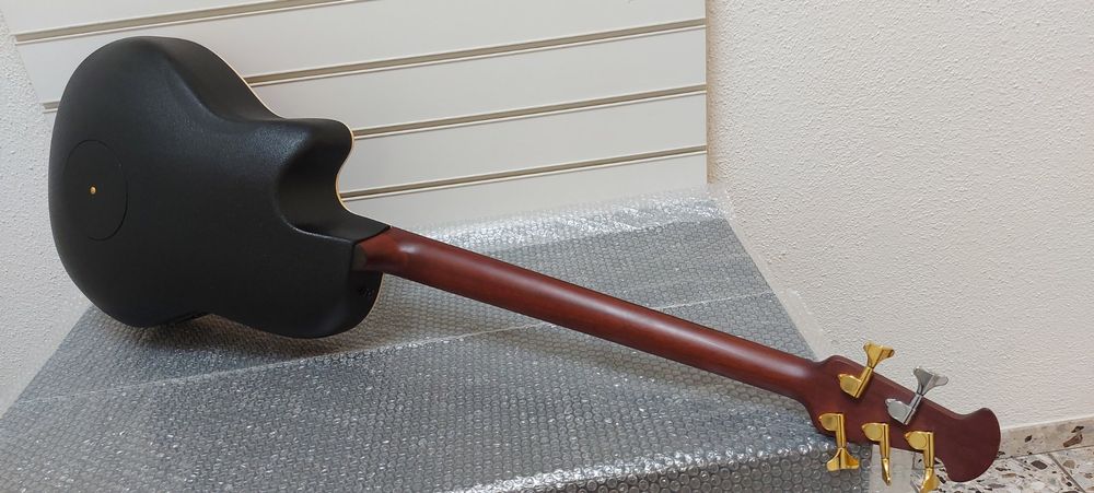 Ovation Celebrity Deluxe CC275 5 String E-Acoustic Bass (Gebraucht) in ...