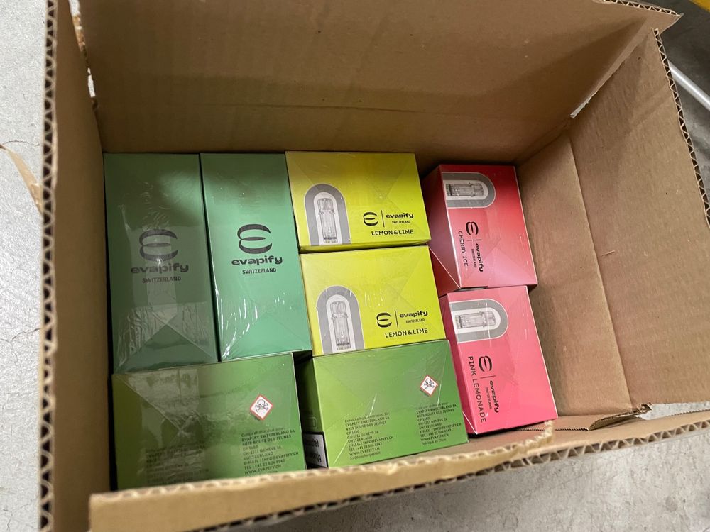 Lot: evapify ske + Strip Cero, NEU, ab 1.— (Neu und originalverpackt) in Effretikon für CHF 1 ...