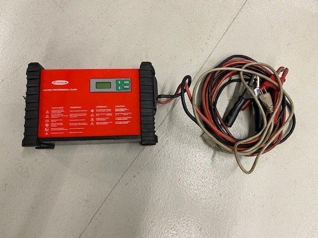 Batterieladegerät Fronius (Gebraucht) in St. Gallen für CHF 403 – nur Abholung auf Ricardo kaufen