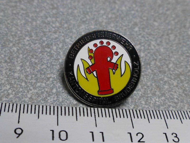 PIN PINS FEUERWEHR SAPEURS POMPIERS FIREFIGHTER | Kaufen auf Ricardo