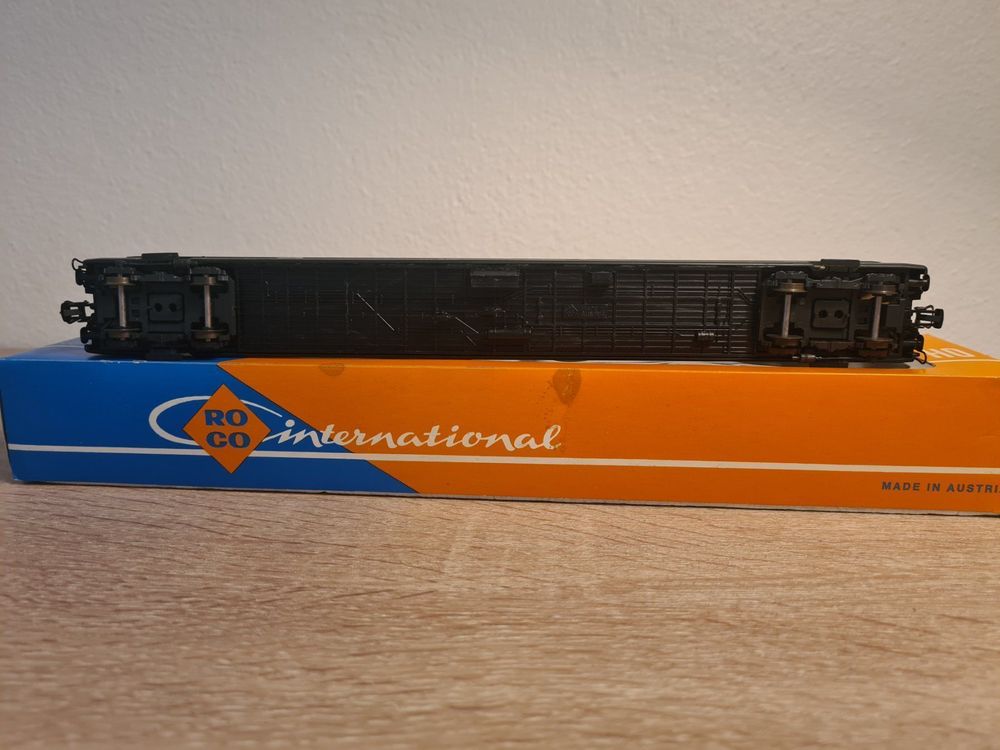 Roco 4238A Personenwagen 2.Kl SBB H0 (1) (Gebraucht) in St-Aubin-Sauges ...