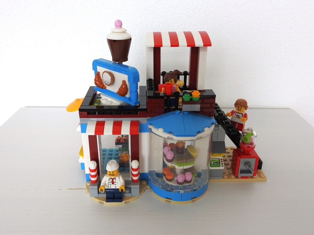 Lego 31077 Modular Sweet Surprises + 3 Bauanleitungen | Kaufen auf Ricardo