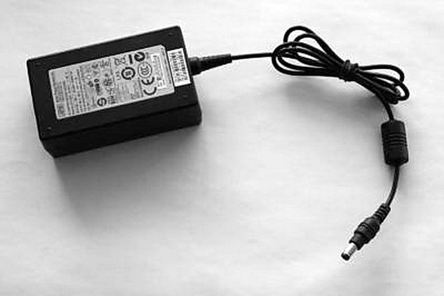 APD Netzteil DA-36P12: 12V / 3A ; 5 x 2,5 mm Rundstecker (Neu (gemäss ...