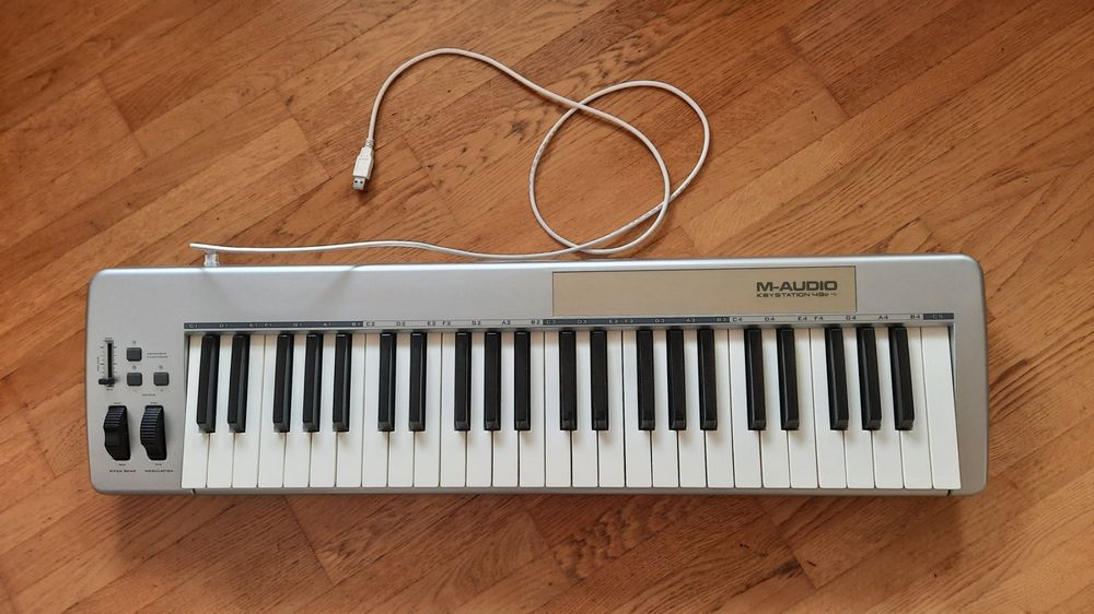 Key- Board MIDI | Kaufen auf Ricardo