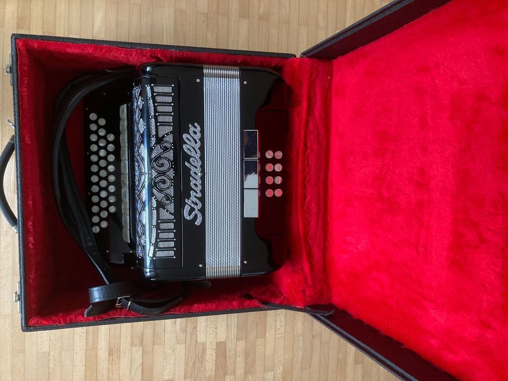 Akkordeon Stradella (Gebraucht) in Winterthur für CHF 560 – mit ...