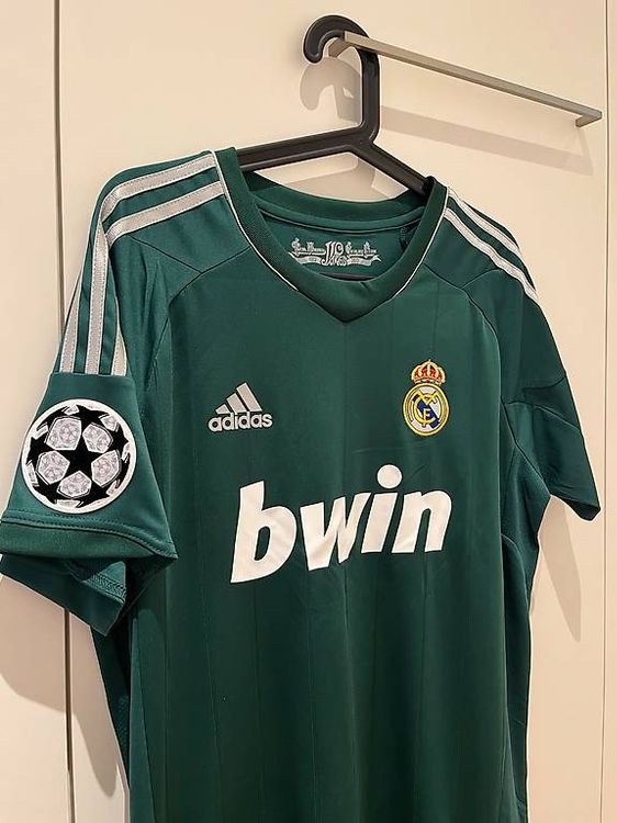 Real Madrid 11/12 Shirt grün #7 Ronaldo (Gebraucht) in Sursee für CHF ...