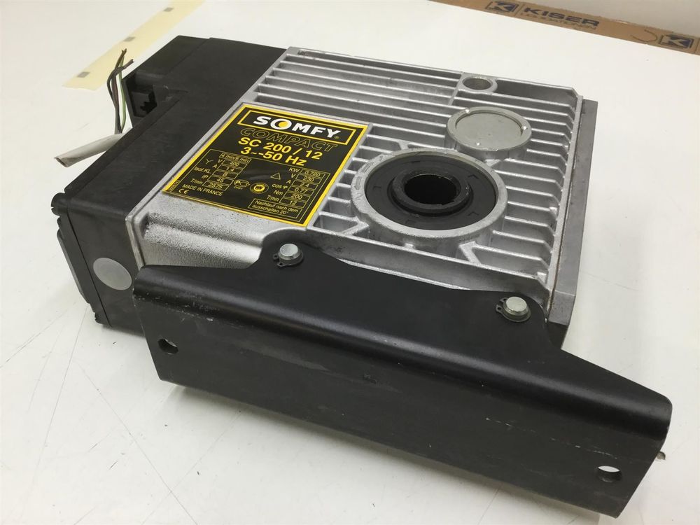 Somfy Compact Tor Antrieb, Typ:SC 200/12 (Gebraucht) in Siebnen für CHF ...