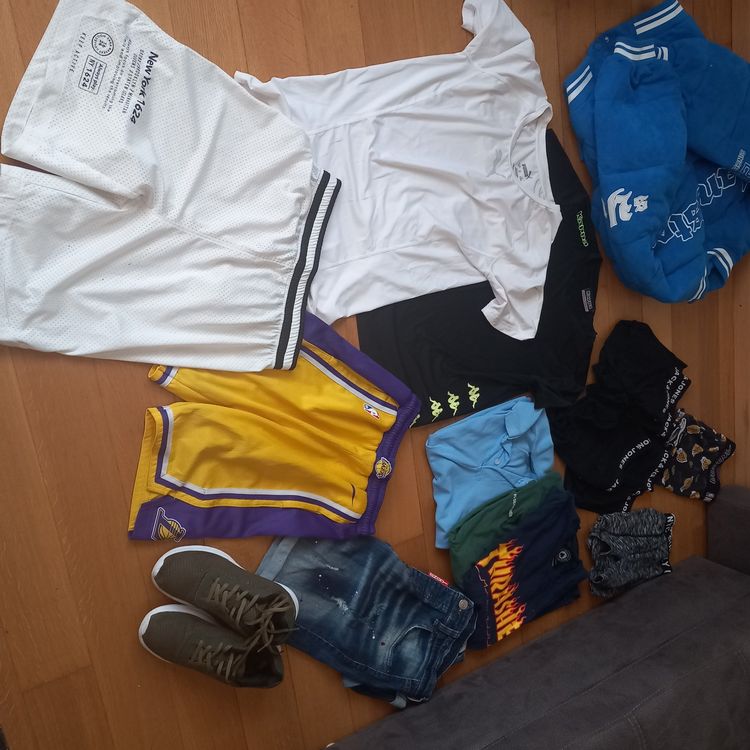 kleider packet/Lot de vêtements (Gebraucht) in Basel für CHF 19 – mit Lieferung auf Ricardo kaufen