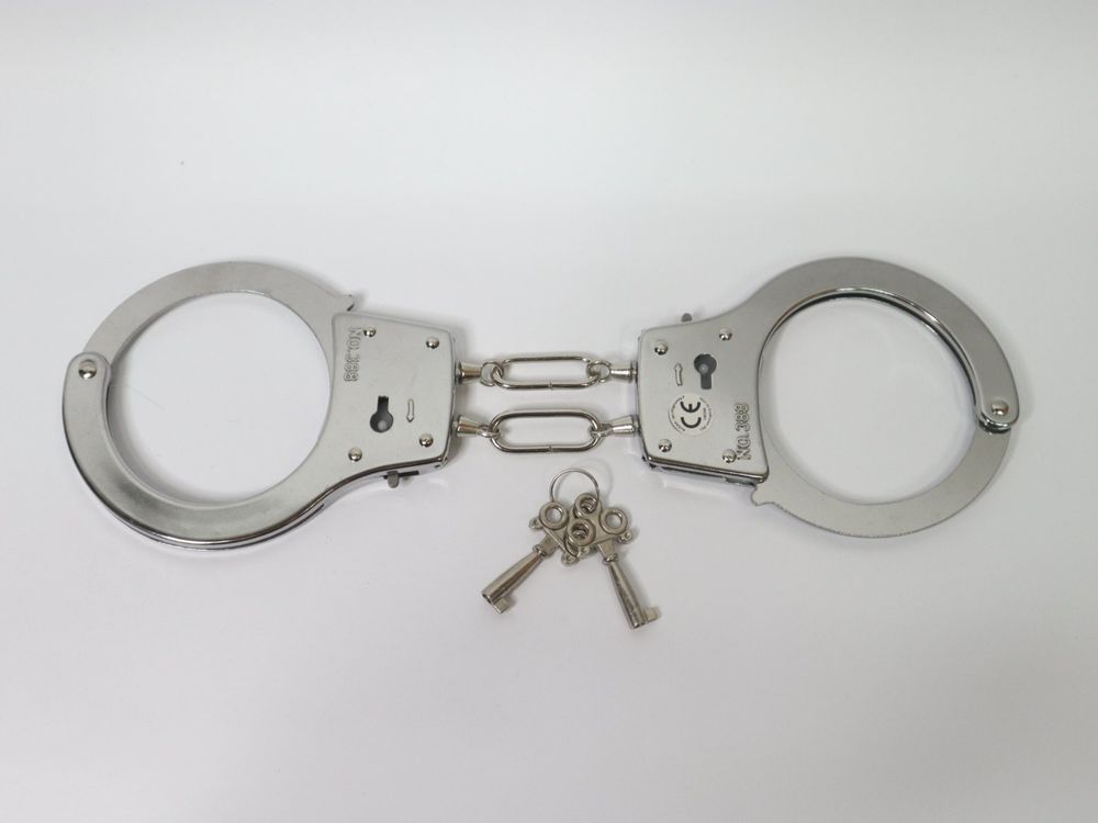 Handcuffs Metall Handschellen Neu mit Schlüssel (Neu (gemäss ...