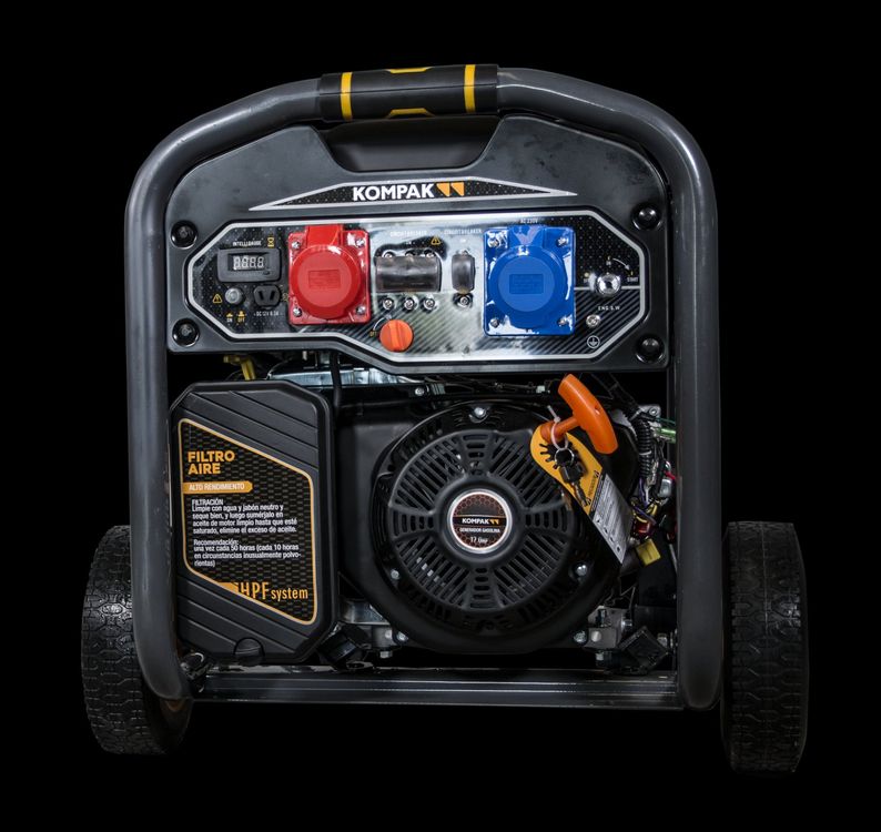 Stromaggregat 10kVA Benzin 400V/230V (Neu und originalverpackt) in ...