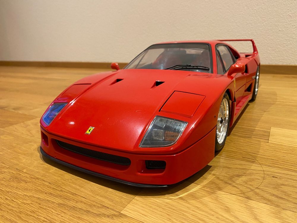 Pocher Ferrari F40 Massstab 1:8 (Gebraucht) in für CHF 350 – nur ...