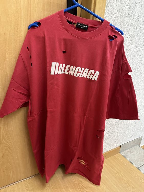 Balenciaga ripped t-shirt - Authentic (Gebraucht) in Estavayer-le-Lac ...