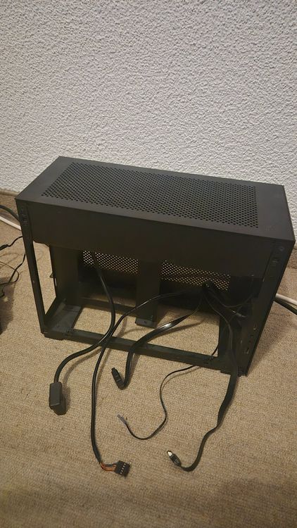 Lian-Li Gehäuse A4-H2O X4 Mini-ITX (Gebraucht) in Jonen für CHF 85 ...