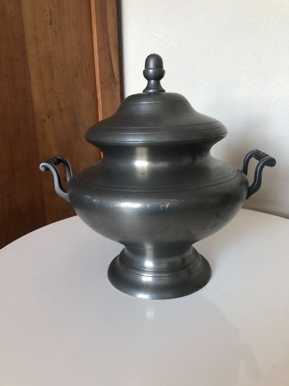 Alte Zinnschüssel mit Deckel (Gebraucht) in Samstagern für CHF 28 – mit Lieferung auf Ricardo kaufen