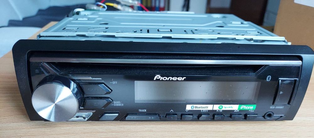 Autoradio Pioneer DEH-3900BT Bluetooth | Kaufen auf Ricardo