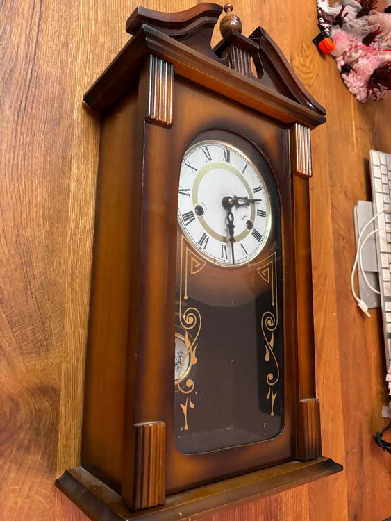 Schöne alte Pendeluhr | Kaufen auf Ricardo