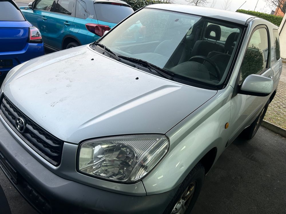 Toyota RAV 2.0 Benzin (Gebraucht) in Schwerzenbach für CHF 2800 – nur ...