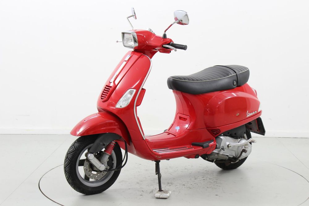 Piaggio Vespa LXS 125 (Gebraucht) in Winterthur für CHF 671 – nur Abholung auf Ricardo kaufen