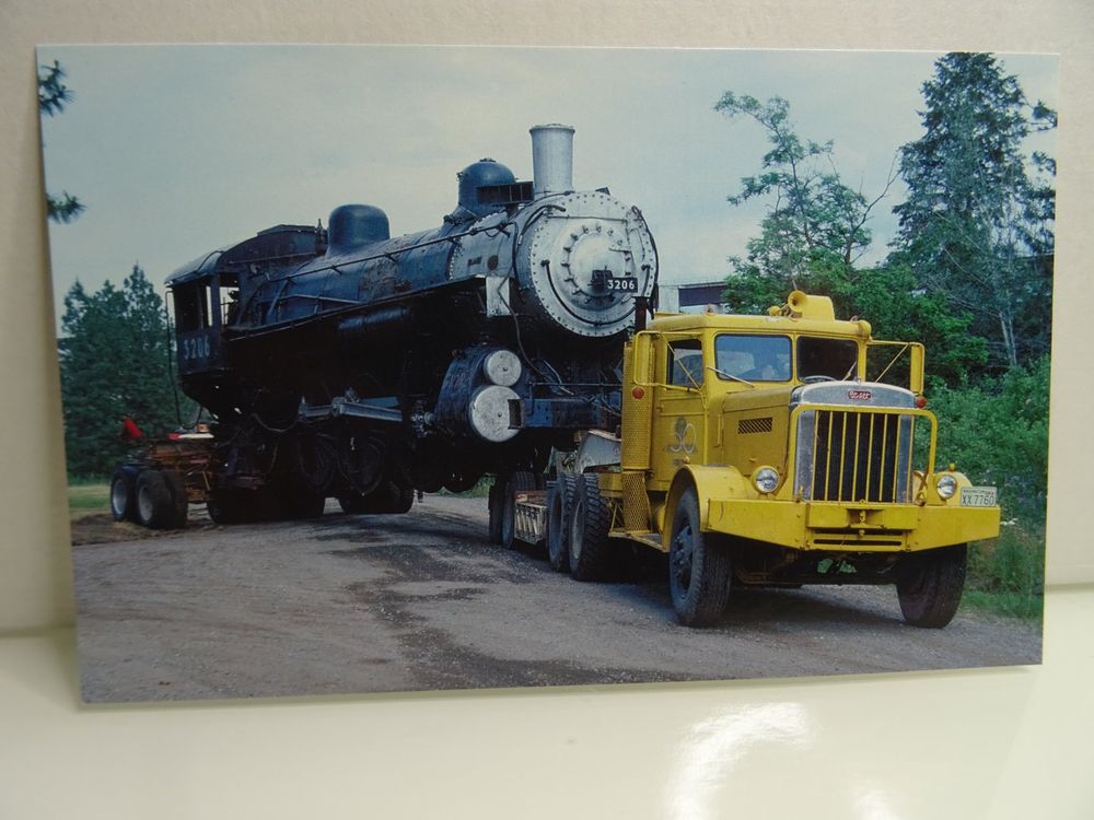 Postcard Union Pacific Railroad Loco 3206 Train by Truck (Gebraucht) in ...