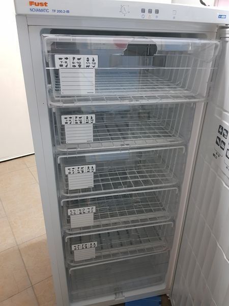Tiefkühlschrank Novamatic 200 Liter ab 1.- | Kaufen auf Ricardo