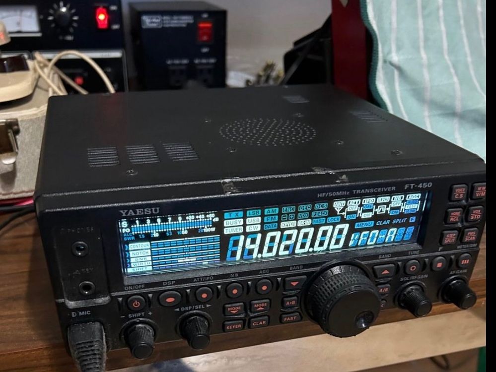 YAESU FT-450 HF/50 MHz Transceiver (Gebraucht) in Romont FR für CHF 350 ...