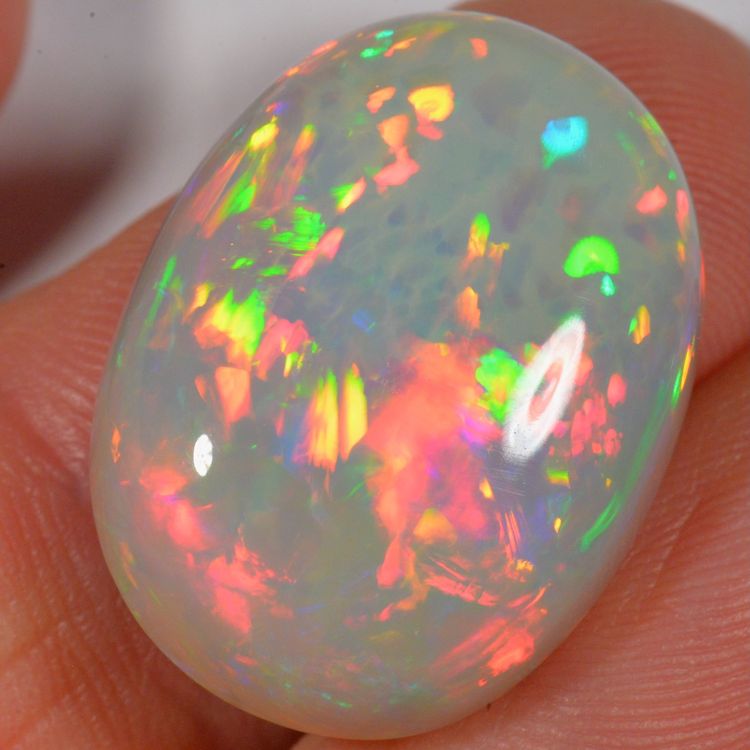 18 Karat - Schöner Äthiopischer Welo Opal mit Mix-Muster (Neu (gemäss ...