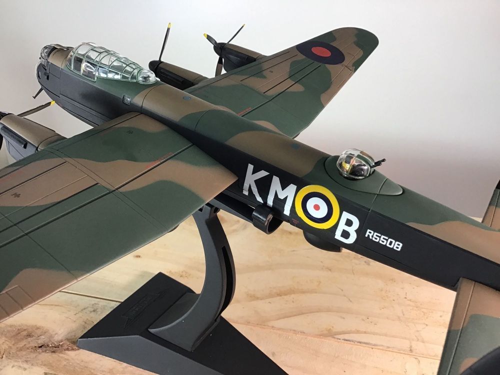Corgi limited Modellflugzeug __ Avro Lancaster KM-B _ 1:72 (Neu (gemäss ...