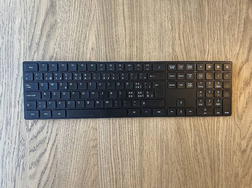 Clavier ultra plat suisse romand (FR) | Acheter sur Ricardo