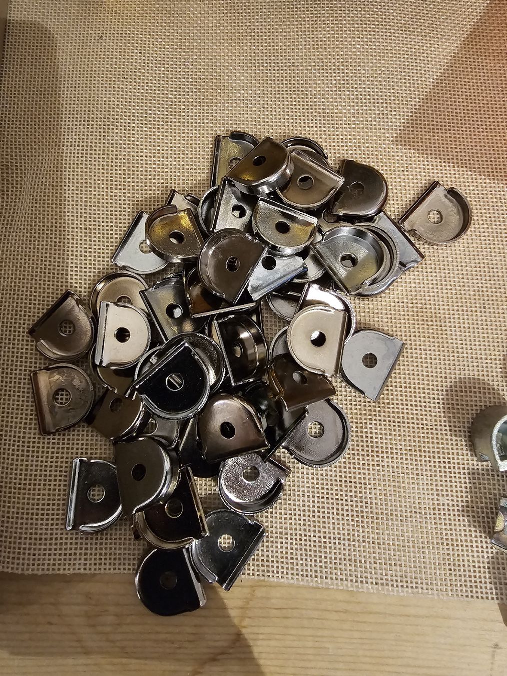 USM Haller Original Montageset/Halter und Klemmen je 42 Stk. (Neu ...