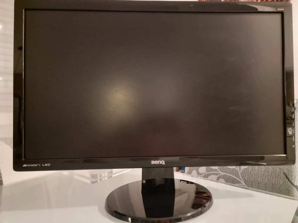 BenQ LCD Monitor (Gebraucht) in Schübelbach für CHF 1 – nur Abholung ...
