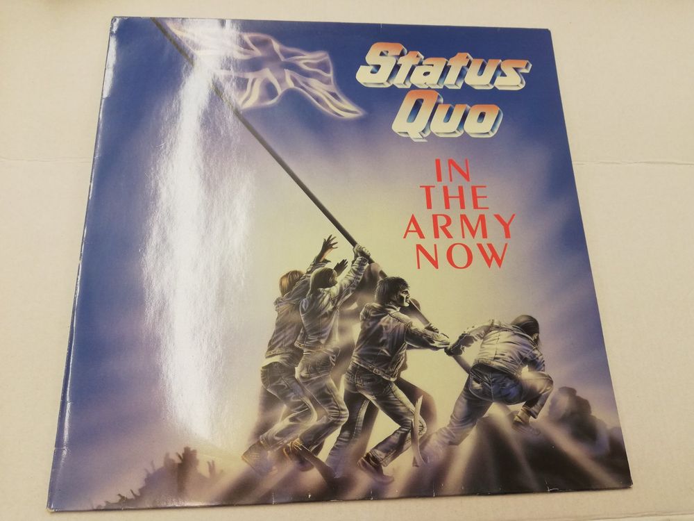 STATUS QUO - IN THE ARMY NOW (Gebraucht) in Bern für CHF 9 – mit Lieferung auf Ricardo kaufen