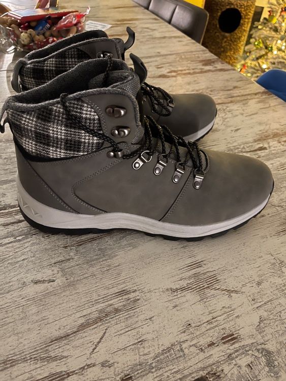 Winter-Schuhe für Jungs (Gebraucht) in Bolken für CHF 10 – mit ...