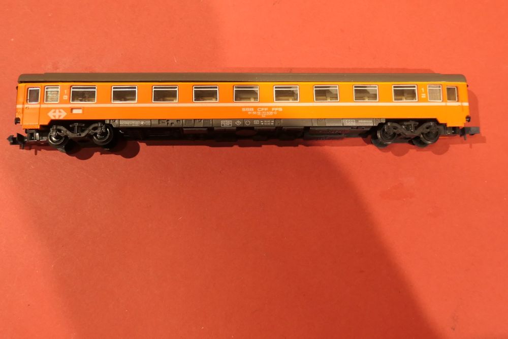 Arnold SBB Eurofima-Wagen 1. Klasse, orange, OVP (Gebraucht) in Höfen b ...