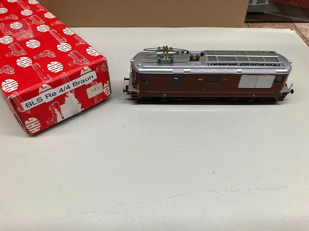 Hag 181 BLS Re 4/4 261 "alte Generation", H0 GS Analog | Kaufen auf Ricardo