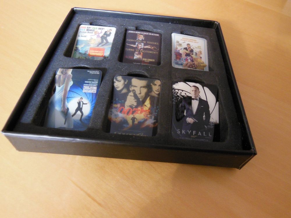 James Bond Pin Badges, 6 Stück (Gebraucht) in Salmsach für CHF 15 – mit ...