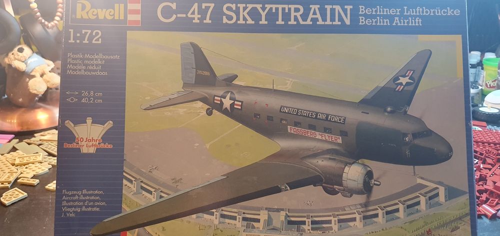 C-47 SKYTRAIN Berliner Luftbrücke. Revell 1/72 (Neu (gemäss ...