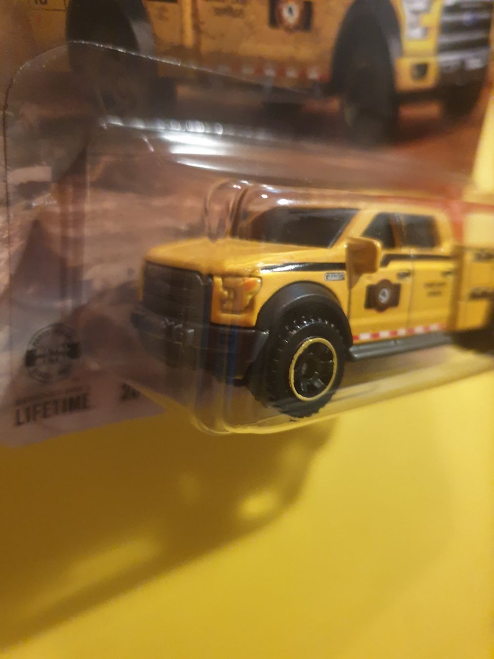 Matchbox 2015 FORD F150 CONTRACTTOR TRUCK (Neu und originalverpackt) in ...