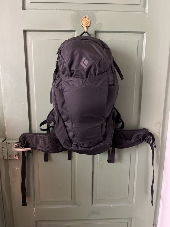 New Black Diamond Speed 26L Backpack Hiking Climbing Touring (Neu ...