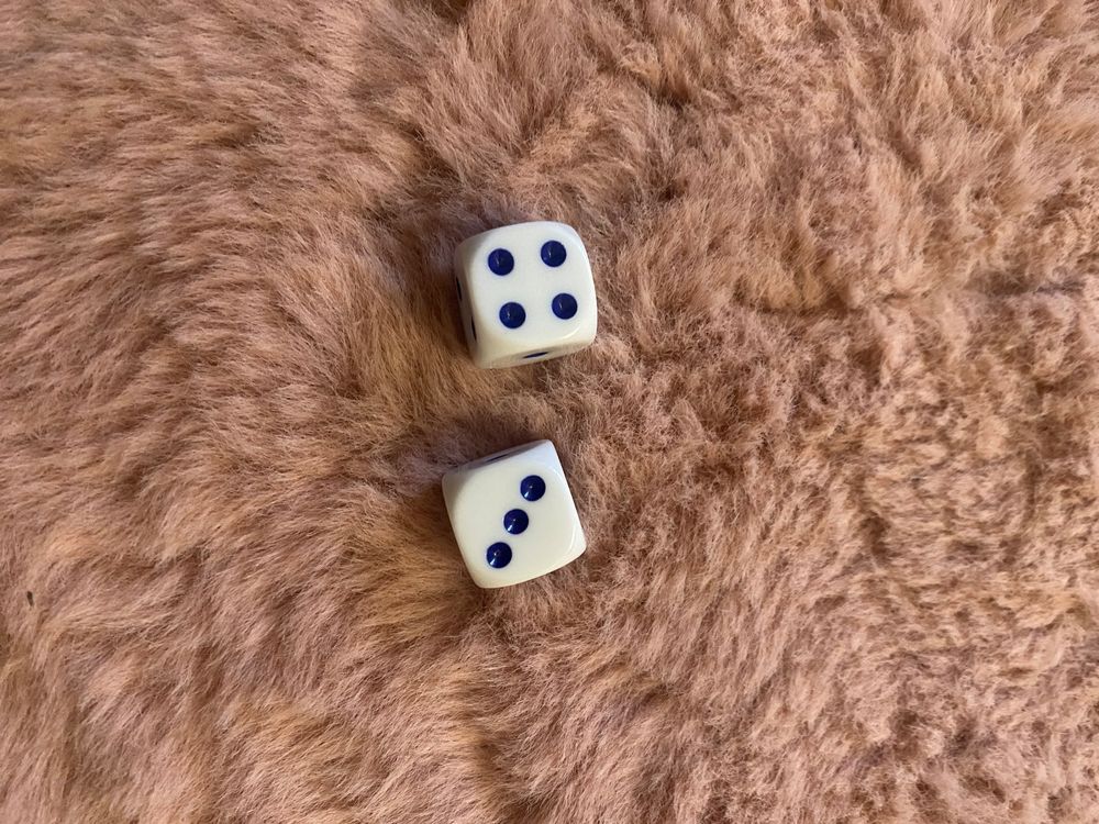 Lot de 2 dés jeux de société pour nouvel an comme neuf (Neuf avec ...