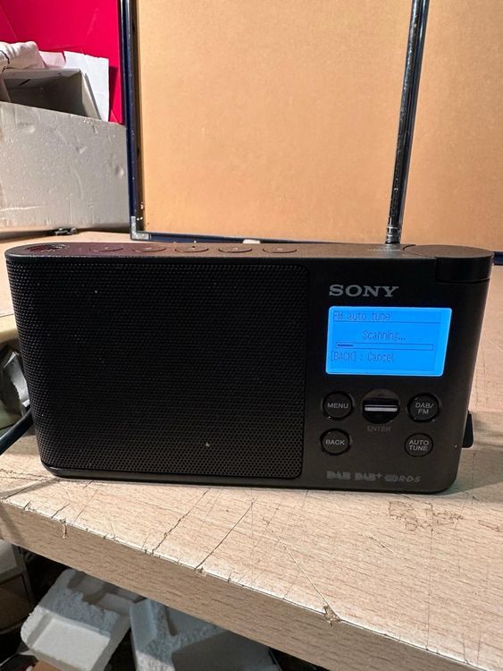 Sony XDR-S61D Portable DAB/DAB+/FM Radio - Great Sound! (D'occasion) à ...