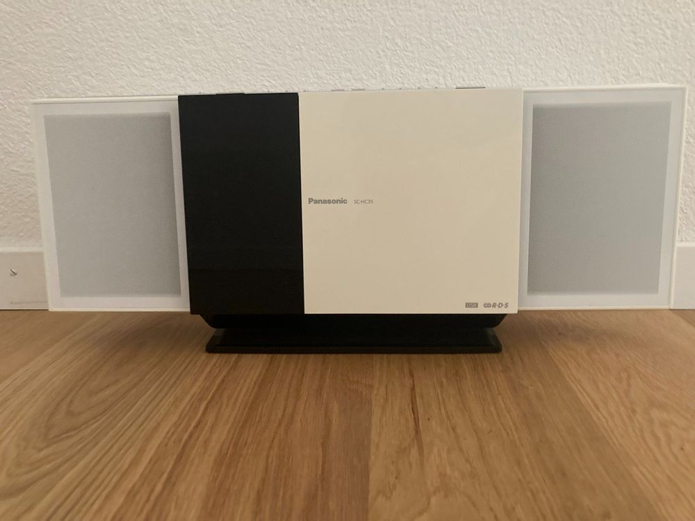 Panasonic SC-HC35 Kompakt-Stereoanlage, 40W, weiss/schwarz (Gebraucht) in Müntschemier für CHF ...