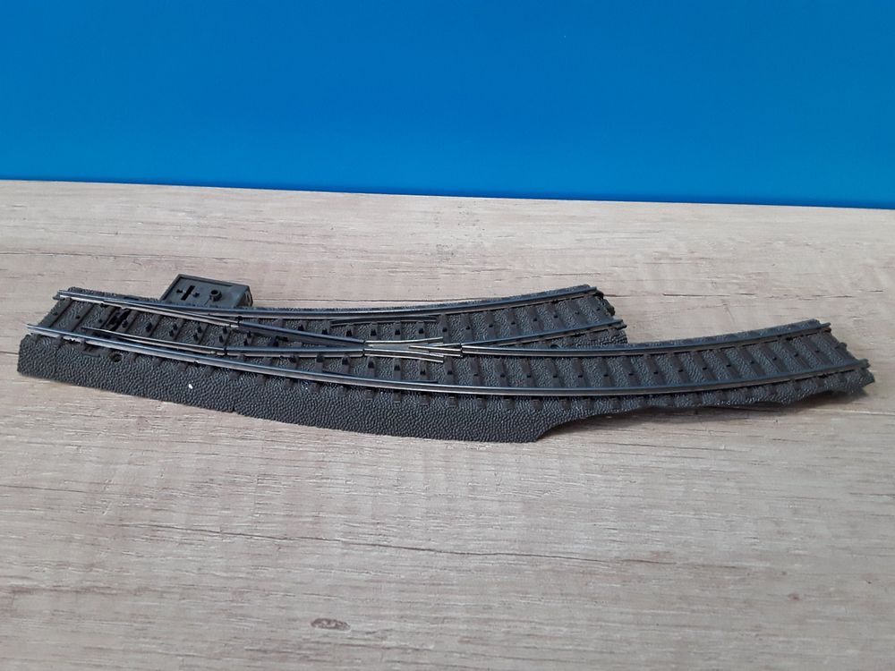 3 Märklin C Gleis el. Bogen Weiche links & rechts _ Spur H0 (Defekt) in ...