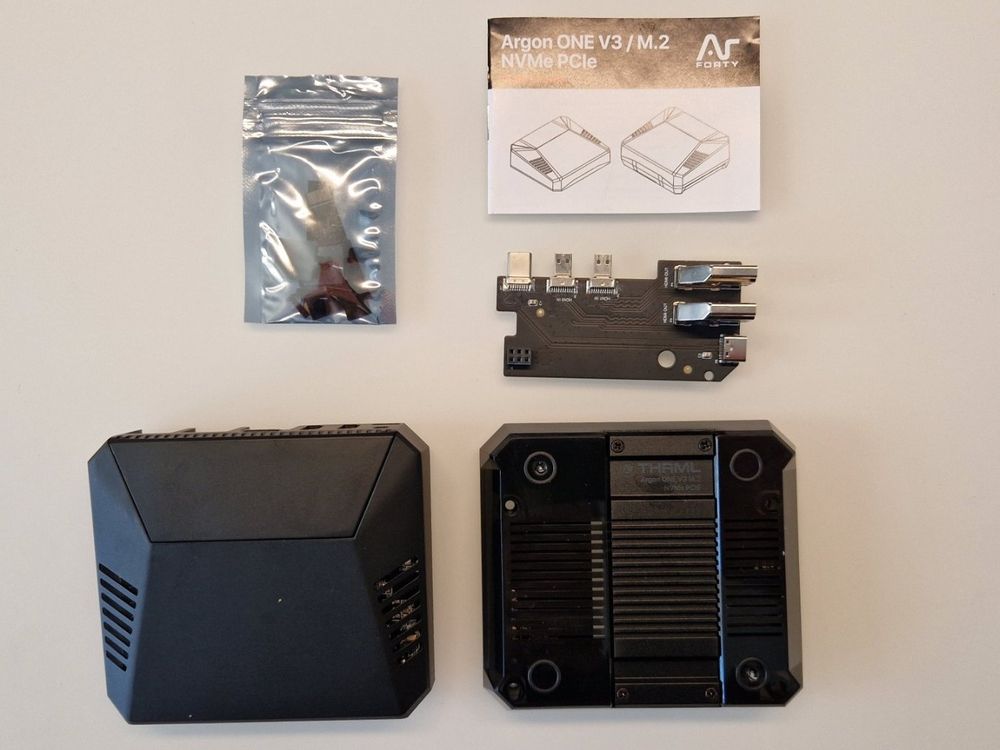 Raspberry Pi5 - Argon ONE V3 M.2 NVME PCIE Gehäuse (Neuf avec emballage ...