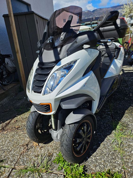 Elegantes Peugeot Metropolis 400 Gebraucht Kaufen Bild