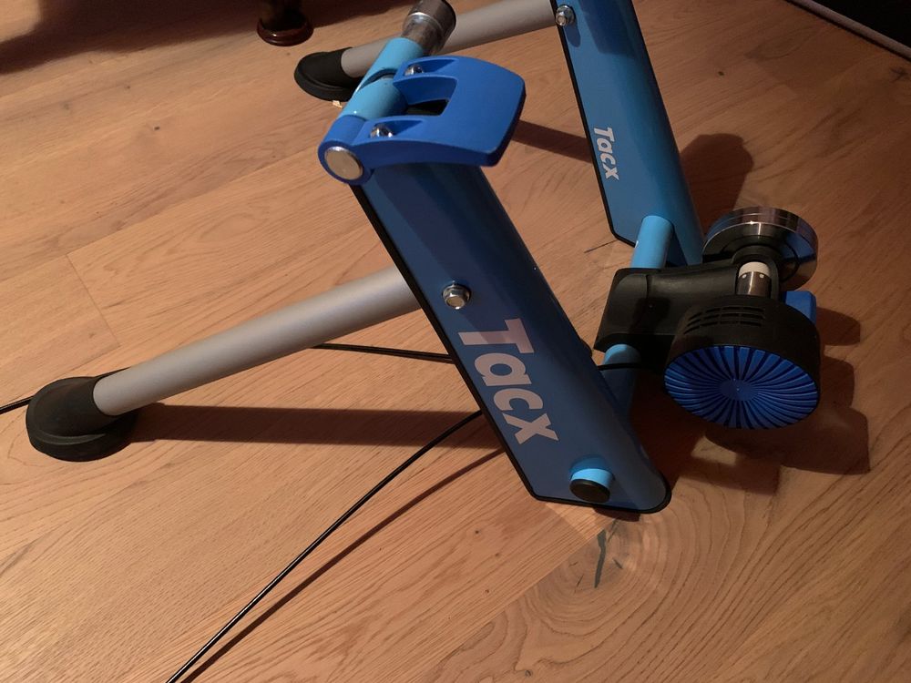 Tacx Blue Matic T2650 Rollentrainer für Rennrad & MTB | Kaufen auf Ricardo