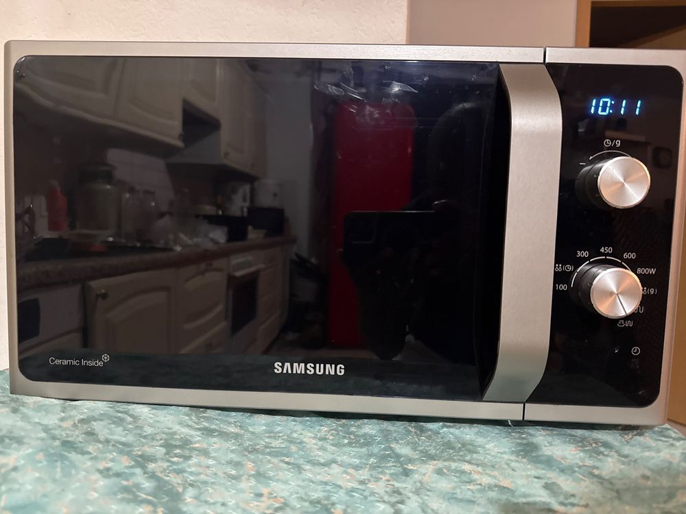 Micro onde Samsung avec mini four (D'occasion) à Gland pour CHF 20 ...