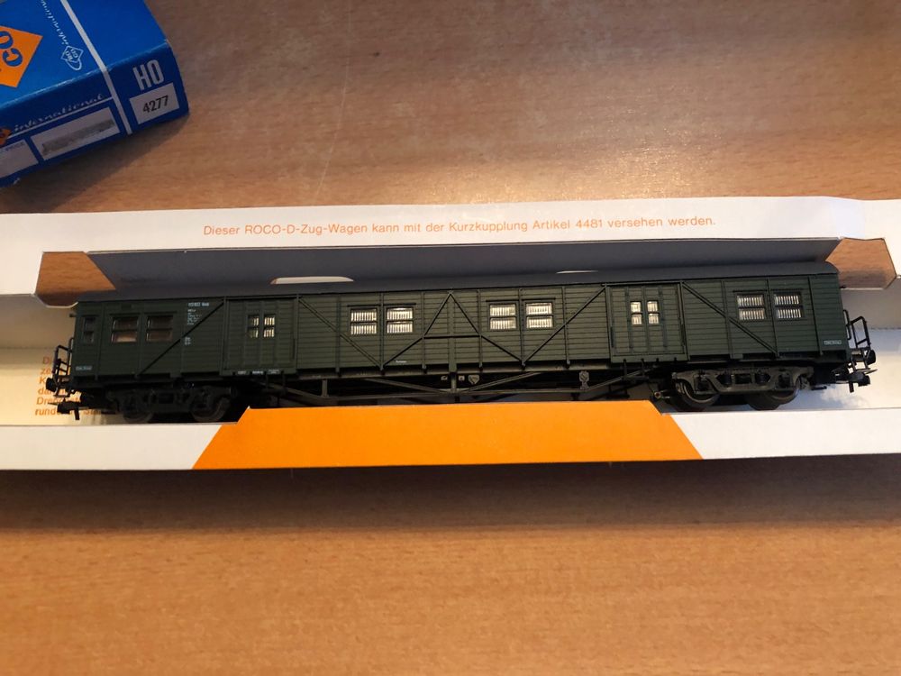 Roco 4277 Behelfspackwagen der DB, grün | Kaufen auf Ricardo