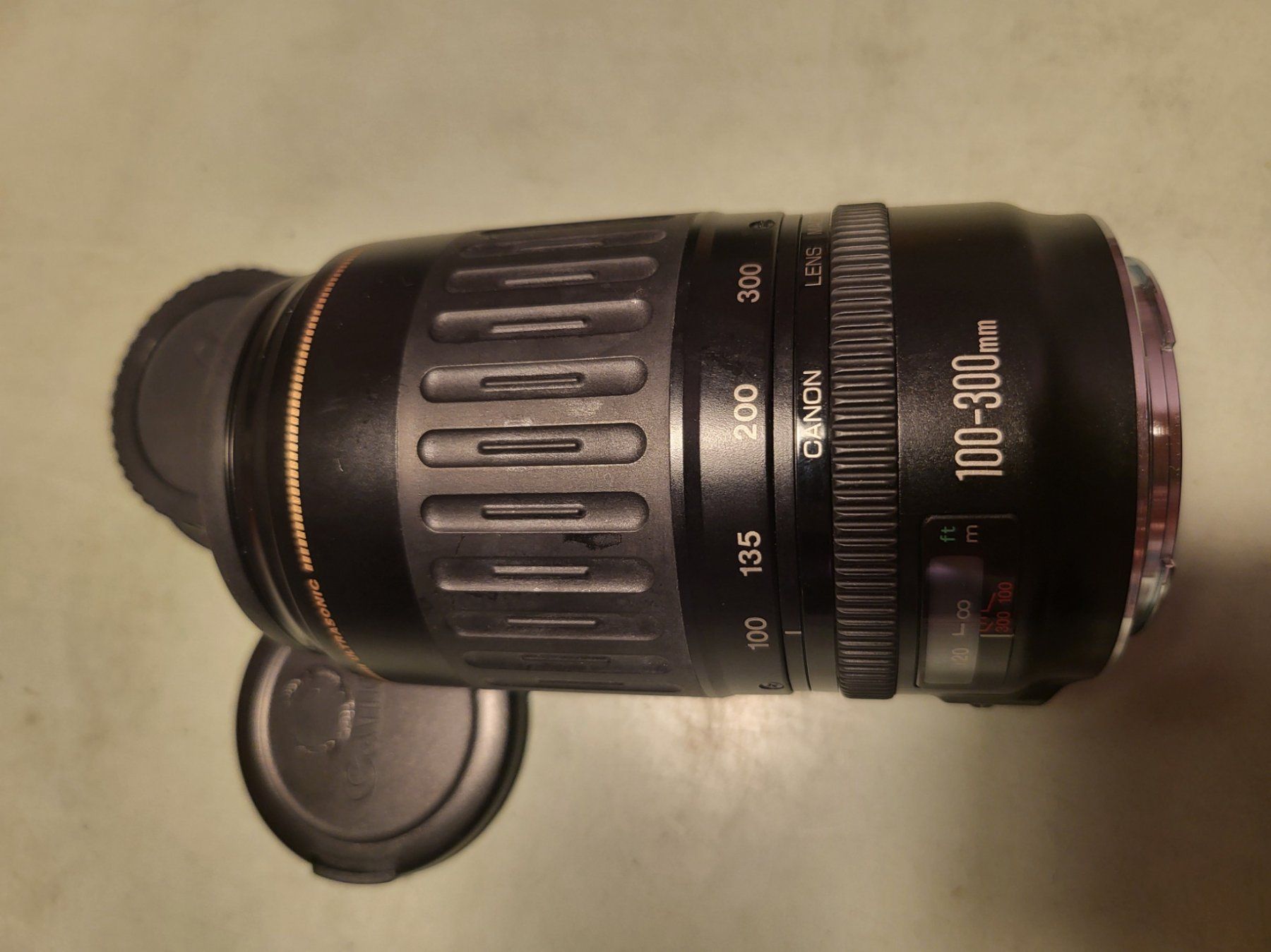 Objectif Canon ef 100-300mm zoom (D'occasion) à Geneve pour CHF 49 ...