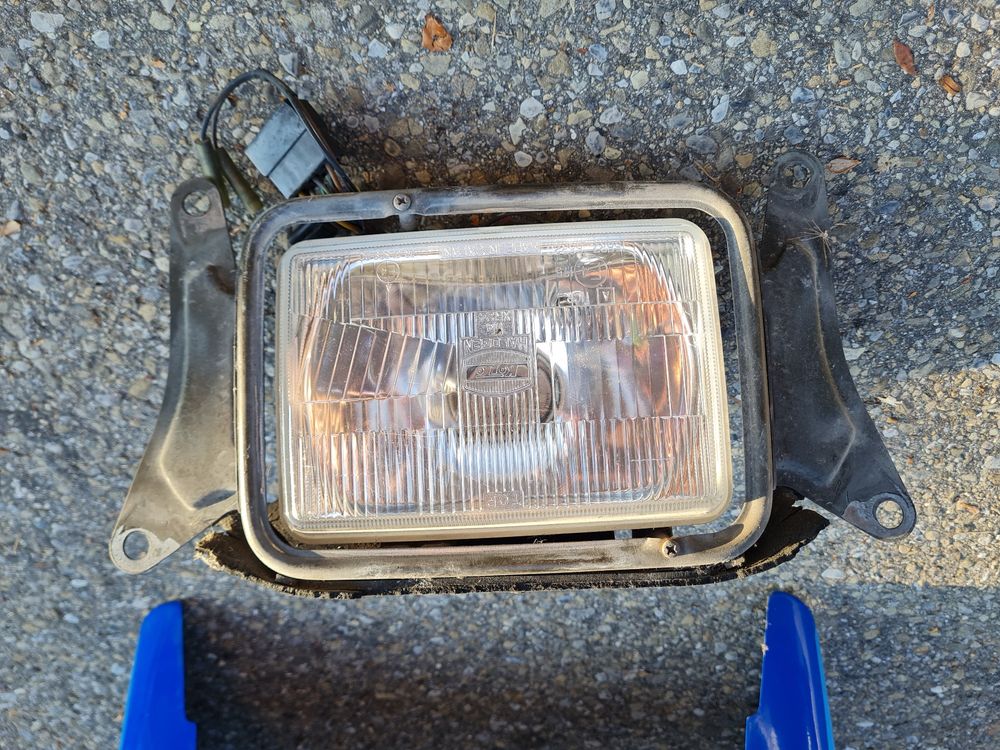 Yamaha XT600Z Tenere 3DS / 3AJ Scheinwerfer (Gebraucht) in Fribourg für CHF 69 – mit Lieferung ...
